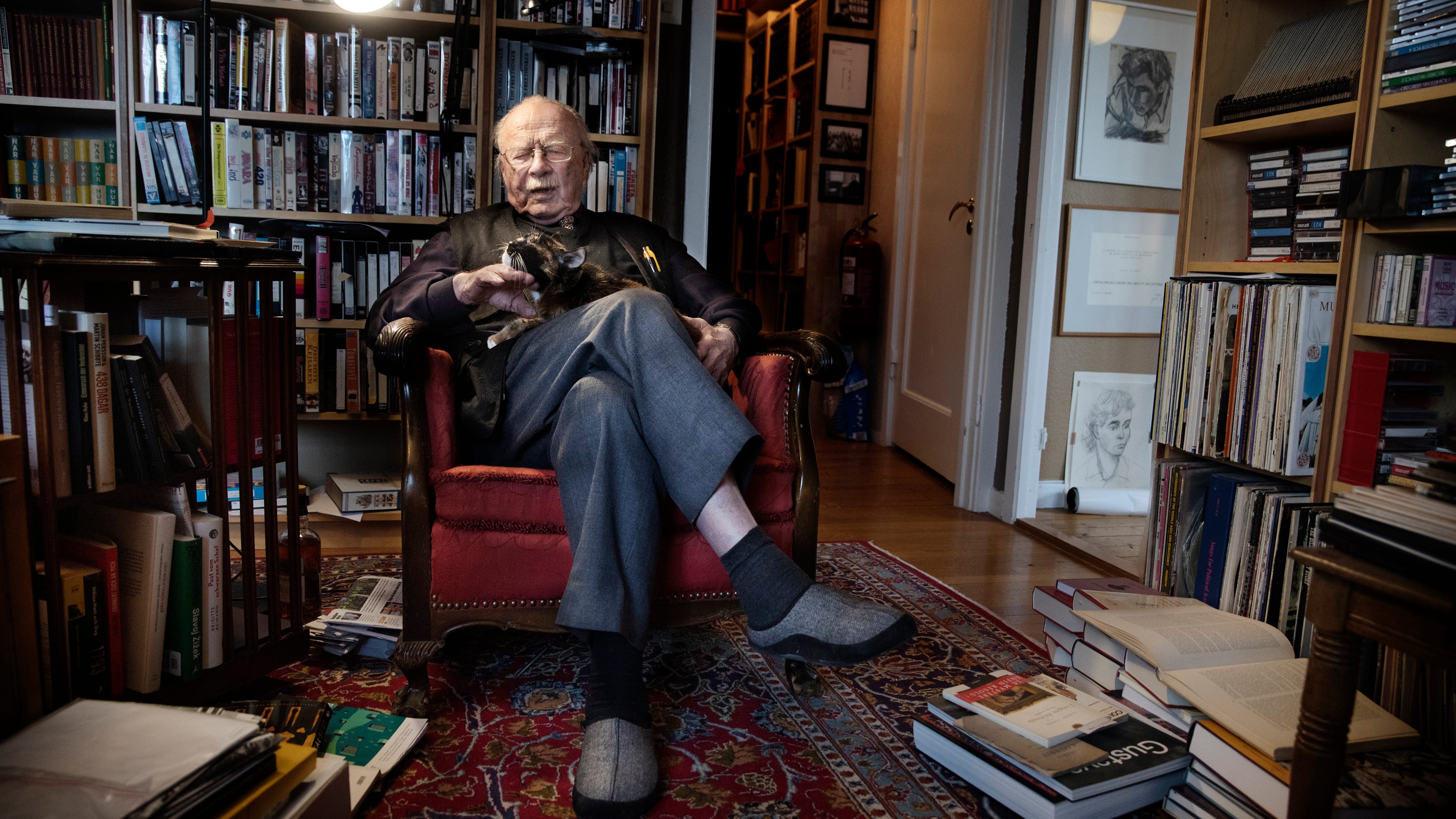 Författaren Jan Myrdal är död - DN.se