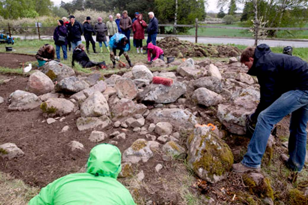 Årets arkeologiska utgrävningar vid Broby Bro i Täby har inletts - DN.se