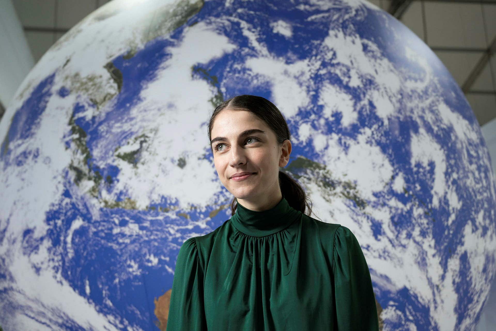 Romina Pourmokhtari: Hoppas göra min generation stolt - DN.se