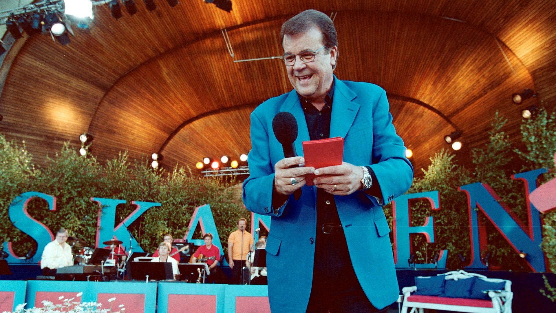 Lasse Berghagen är död – här är hans liv år för år - DN.se