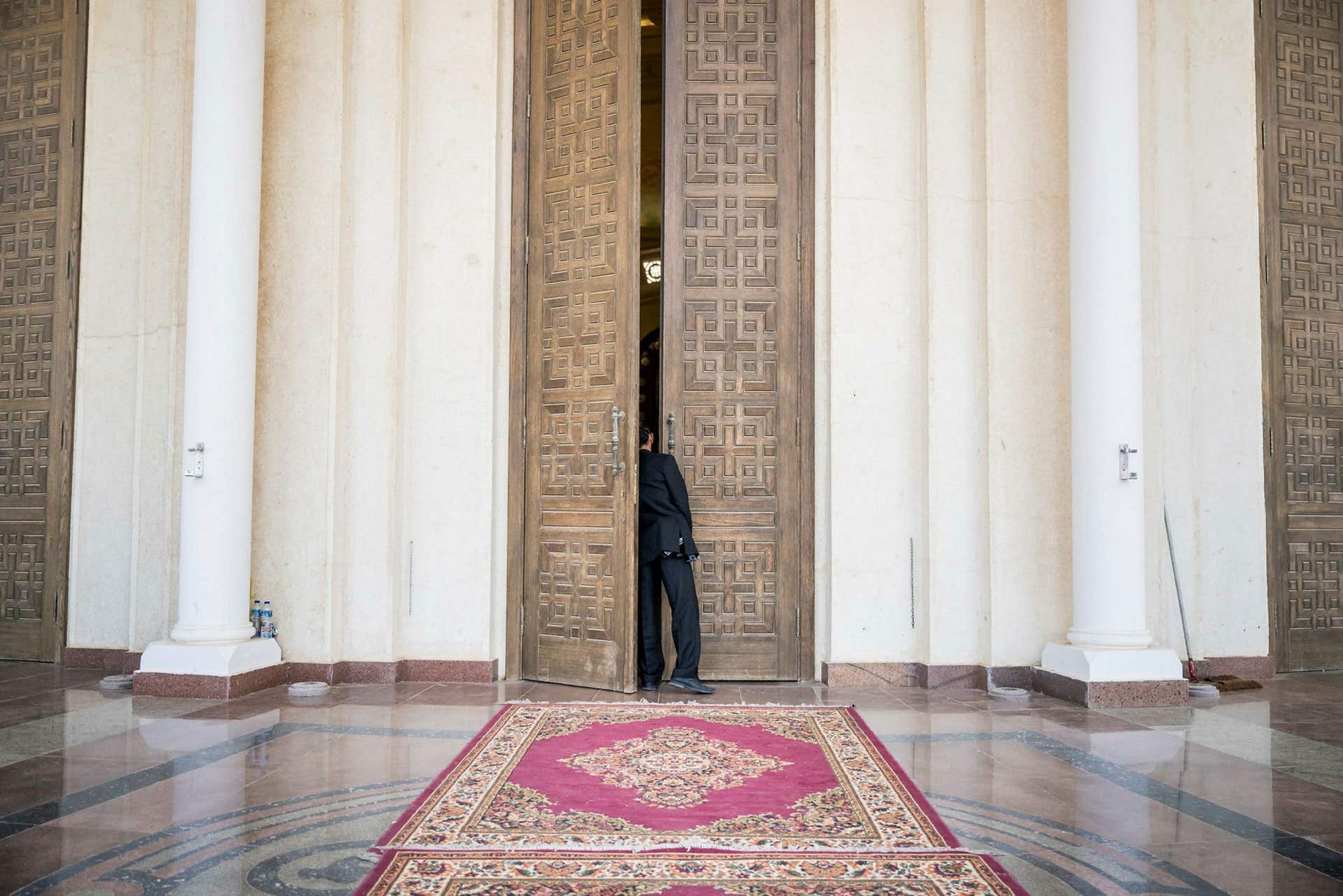 Egypten bygger ny huvudstad med världens högsta byggnad - DN.se