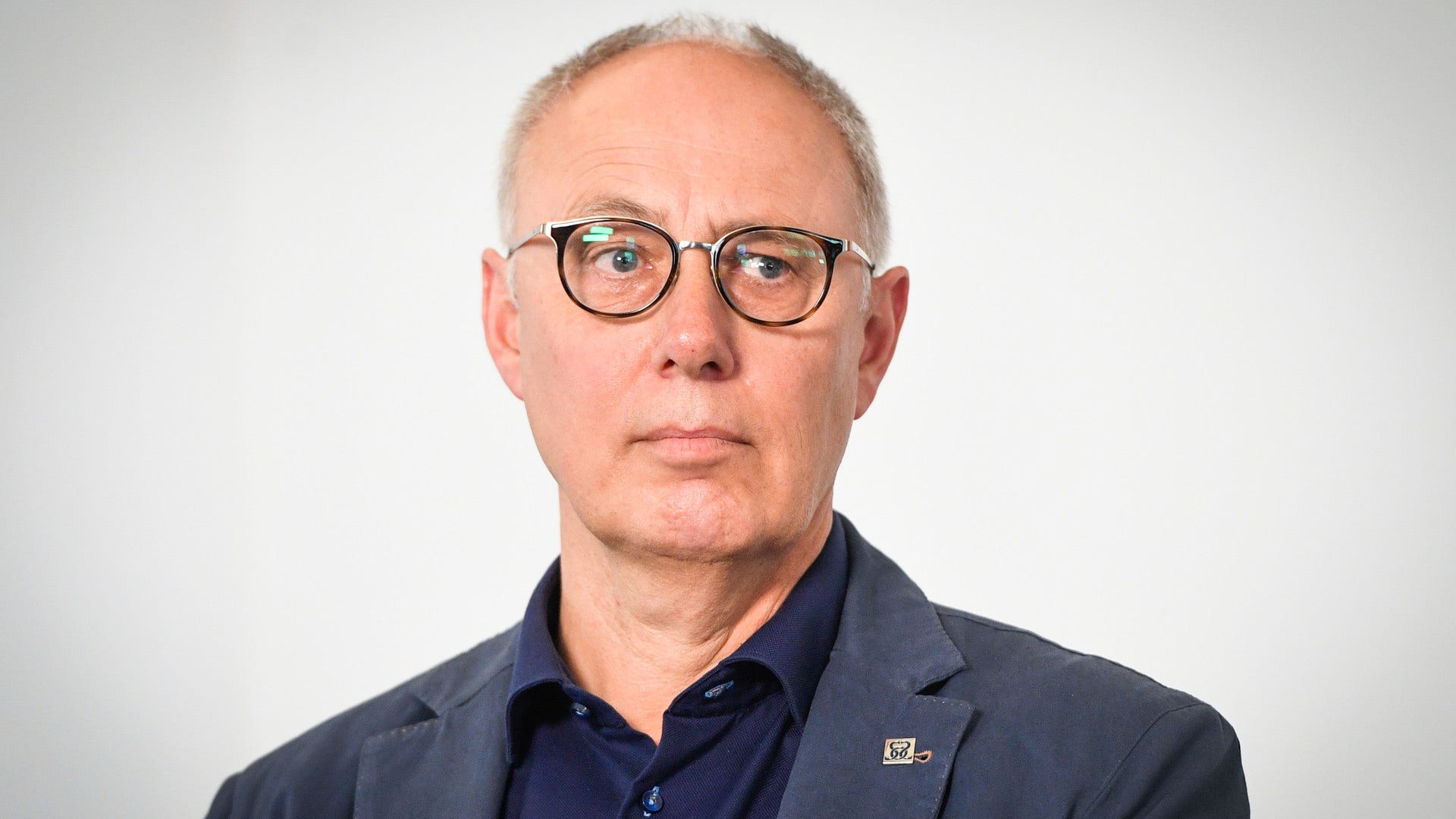 Socialstyrelsen om att riktlinjerna för syrgas ändrades - DN.se