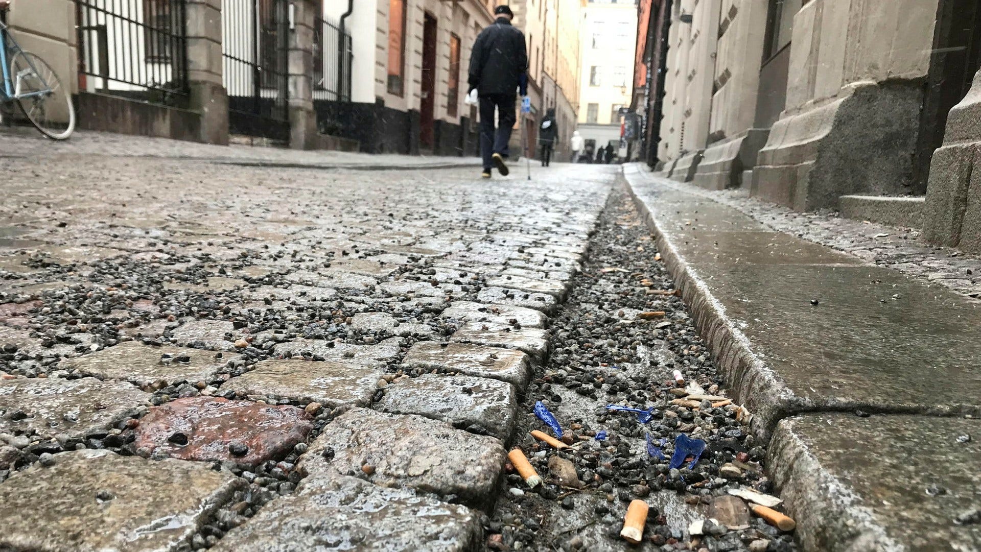 ”Sluta kasta fimpar i kulturarvet Gamla stan” - DN.se