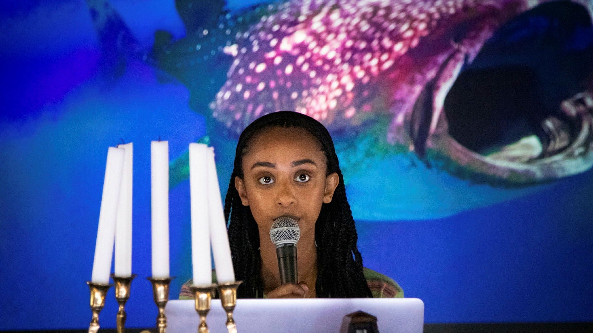 Recension: ”En pjäs för de levande i en döende värld” - DN.se