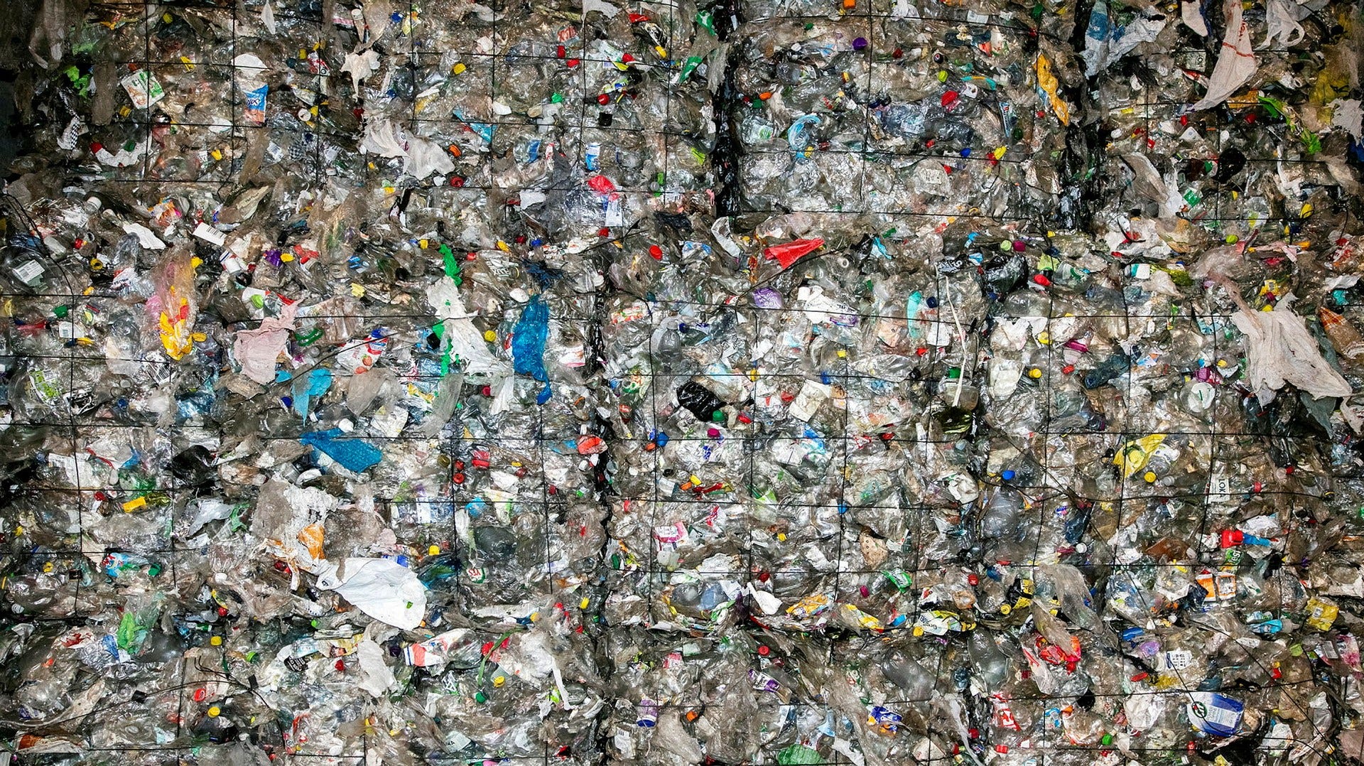 Podd: Därför eldas nästan allt plastavfall i Sverige upp - DN.se