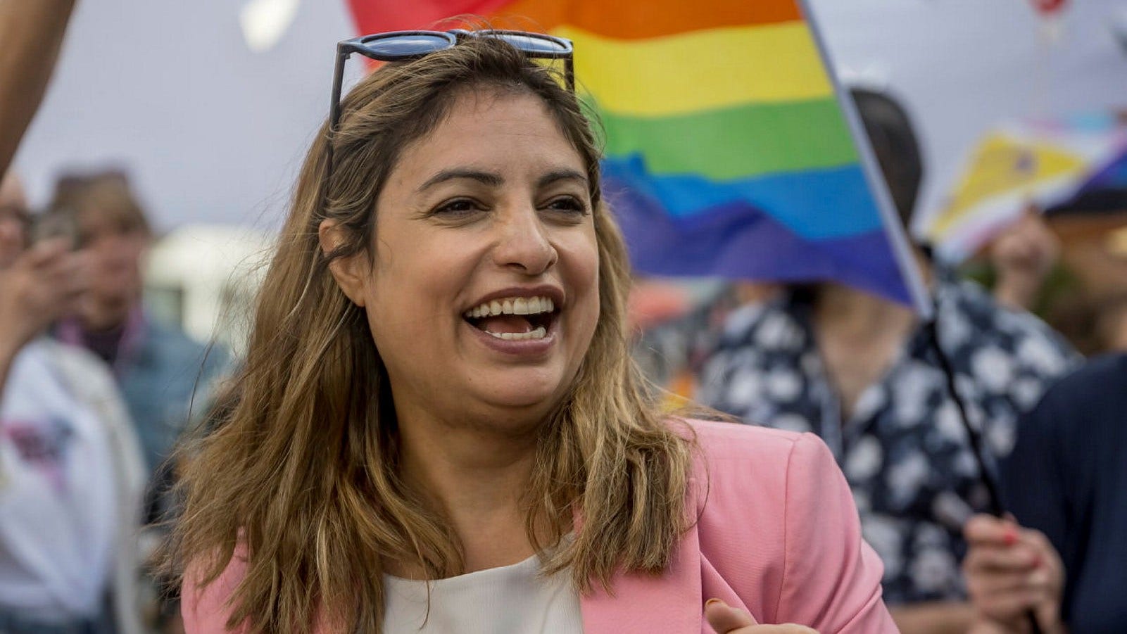 Studio DN partiledarintervju med Nooshi Dadgostar (V) - DN.se