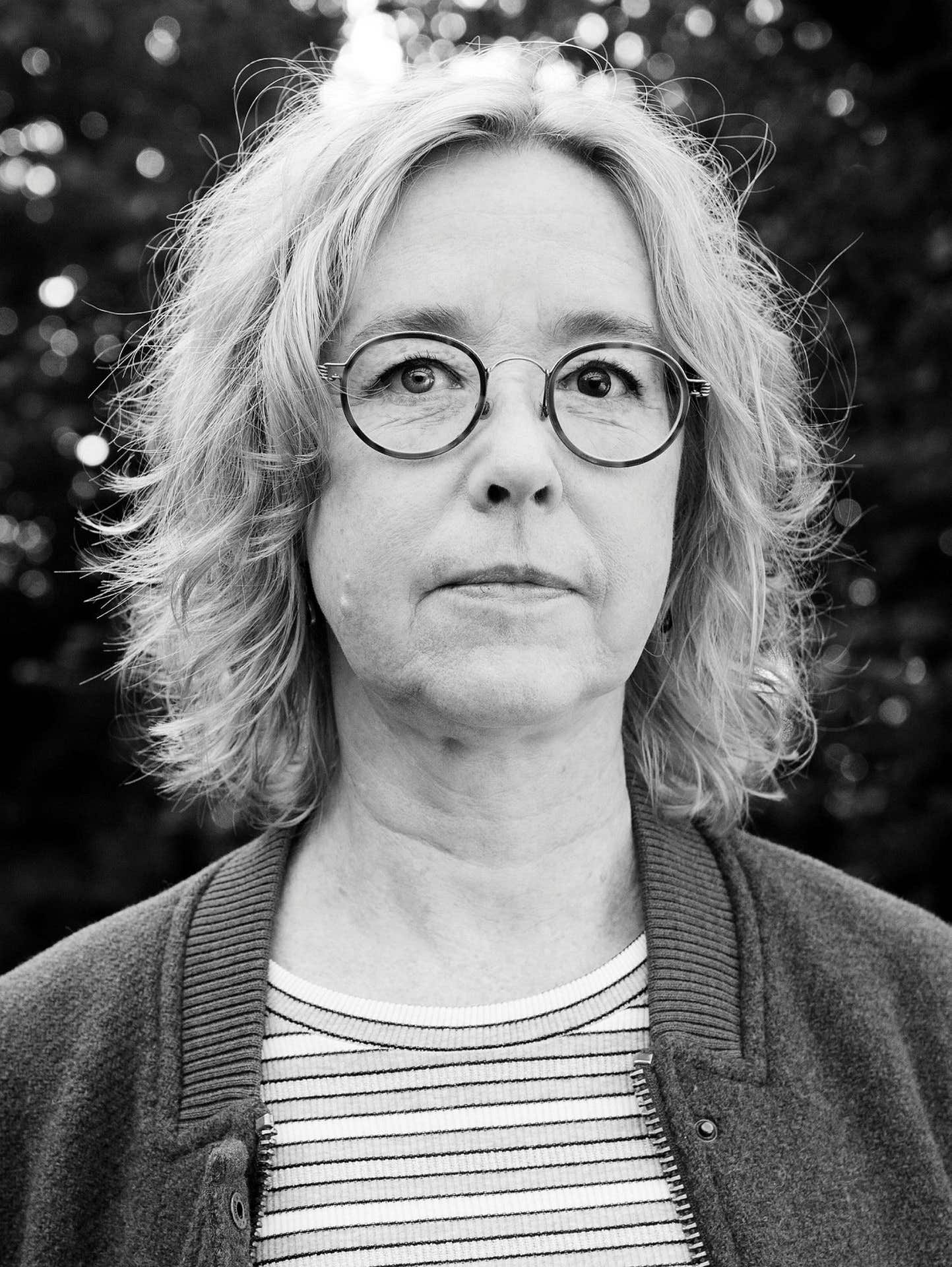 Recension: Aase Berg studerar djur och människor i ”Spöket - DN.se