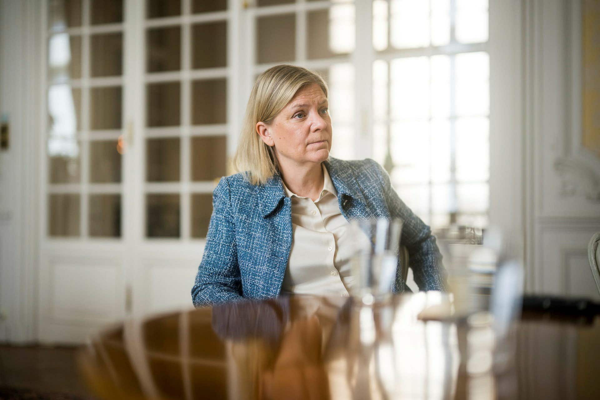 Magdalena Andersson på givarkonferens: Ukraina slåss för oss - DN.SE