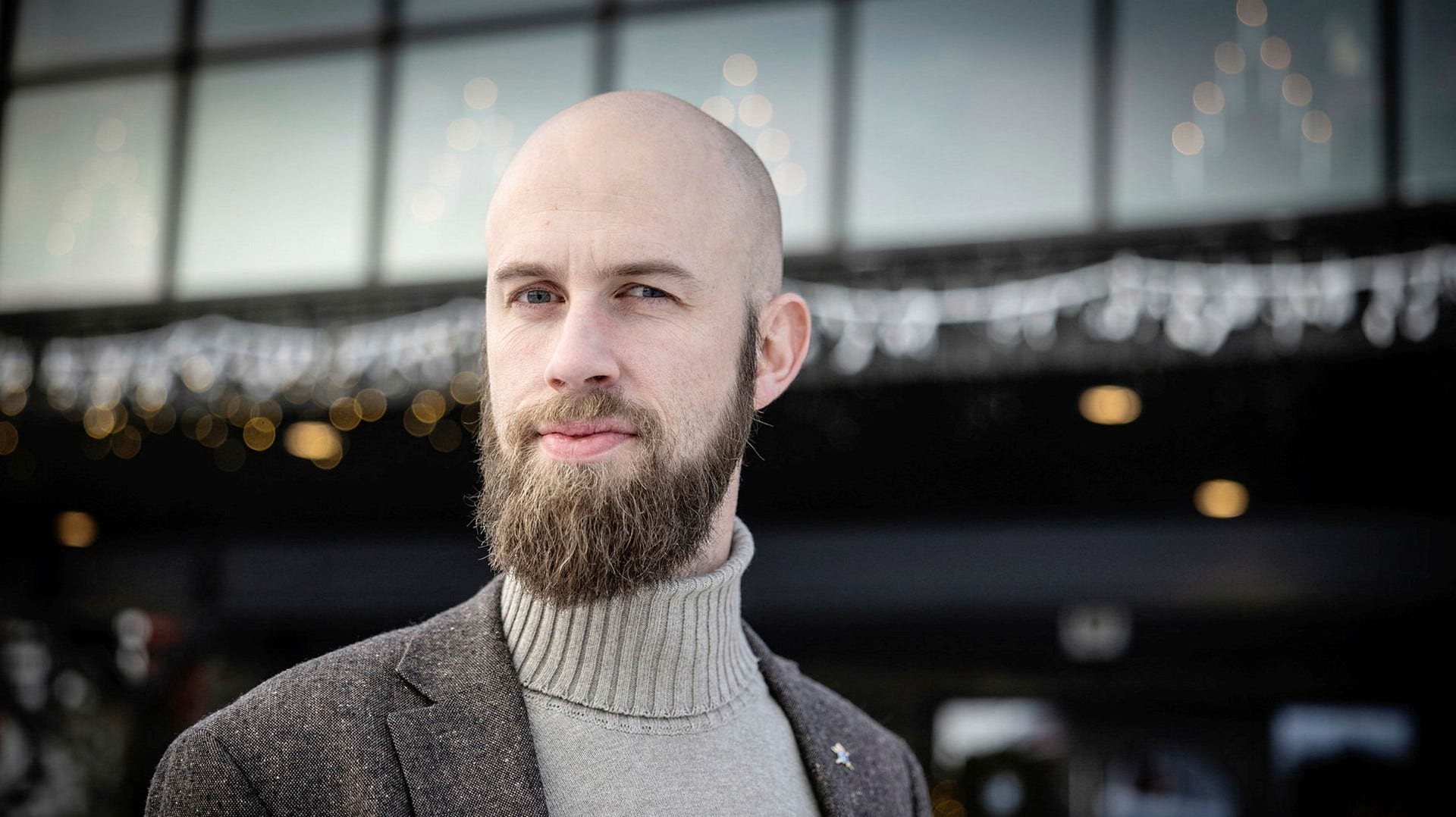 Carl-Oskar Bohlin om att skyddsrummen i Sverige blivit färre - DN.se