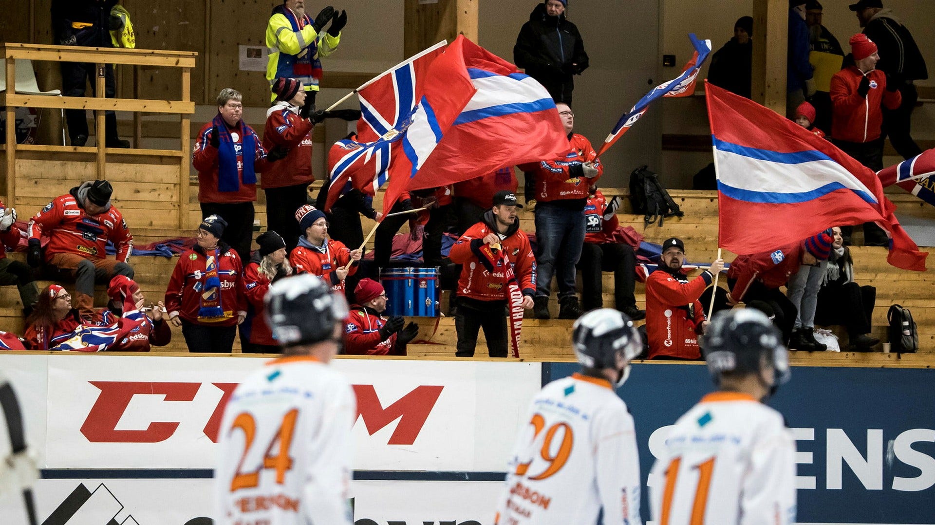 Edsbyn slog Bollnäs med 5–1 i klassiska annandagsderbyt - DN.se