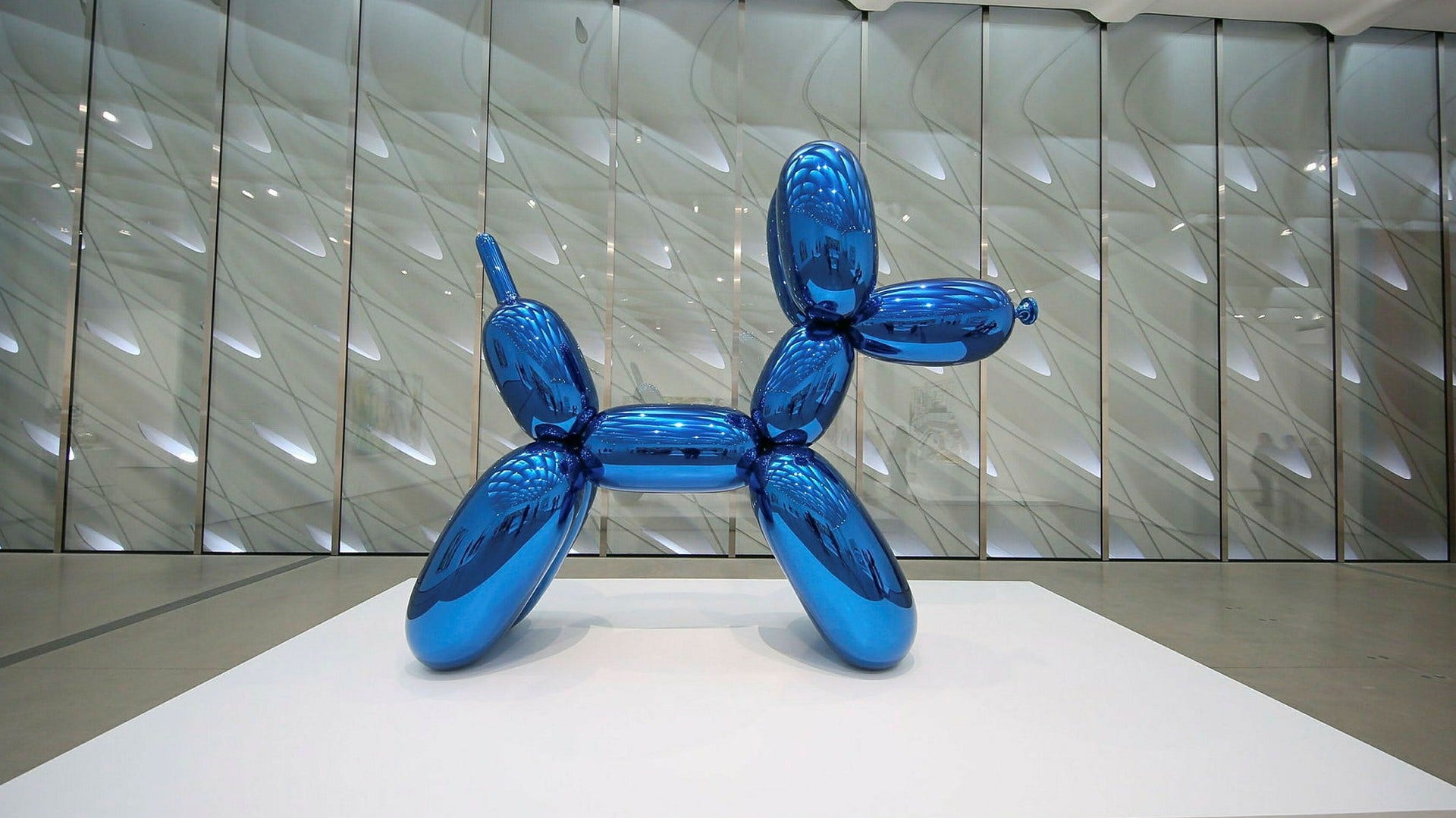 Jeff Koons-verk välte och krossades – värt 440 000 kronor - DN.se