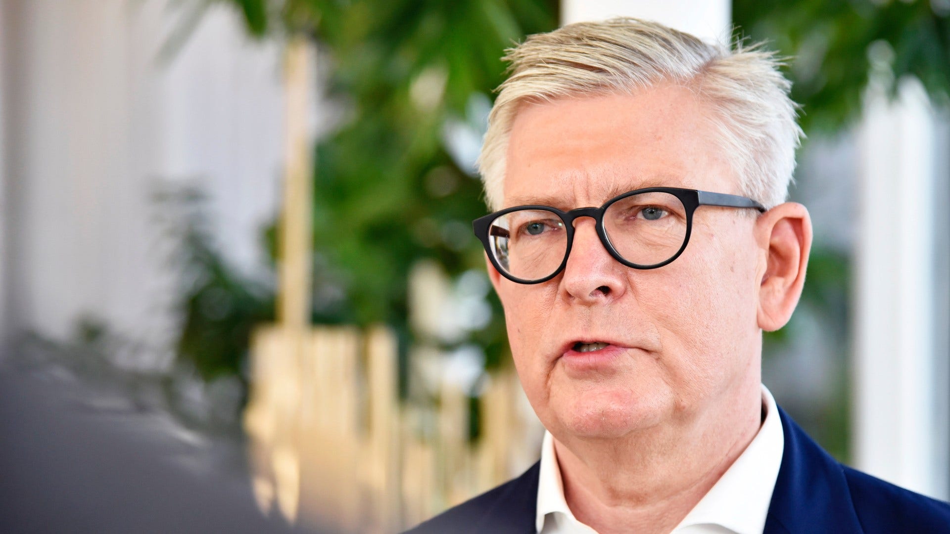 Hans Strandberg: Ericssons vd målar världen ljus - DN.se