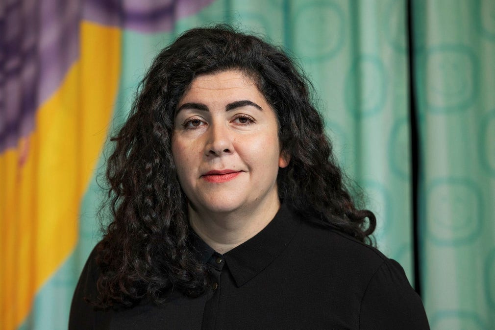 Farnaz Arbabi fyller 45: ”Pappa ser alltid mina premiärer” - DN.se