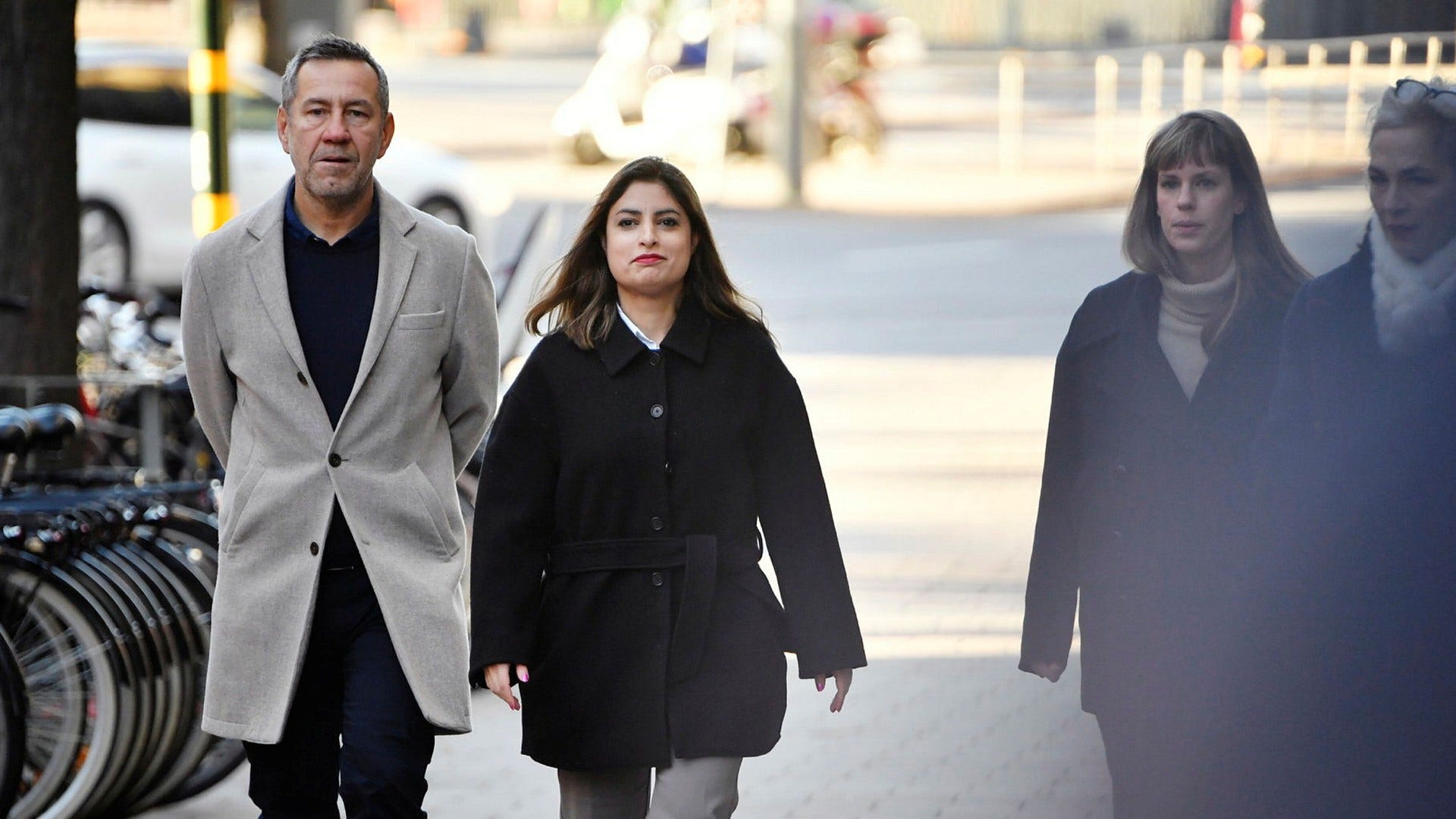 Kritik i Vänsterpartiet mot Nooshi Dadgostars bunkergäng - DN.se