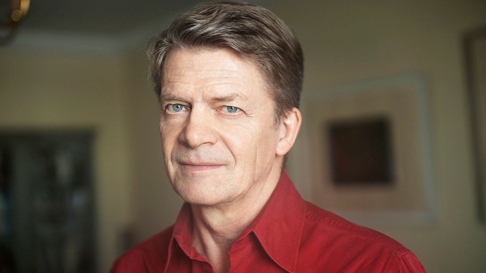 Recension: Carl Hamiltons tjatiga felfinneri inspirerar inte - DN.se