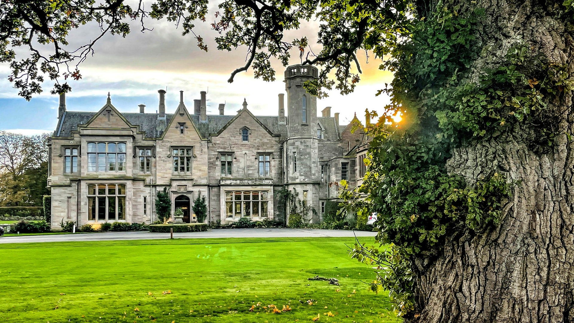 Bo kungligt på ett av Skottlands tusen slott. - DN.se