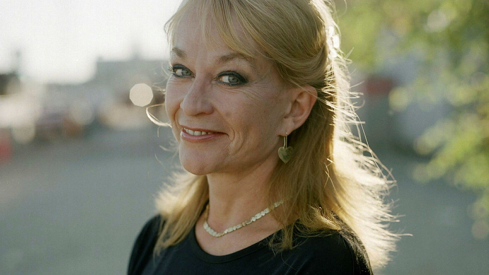 Författaren Anna Wahlgren är död - DN.se