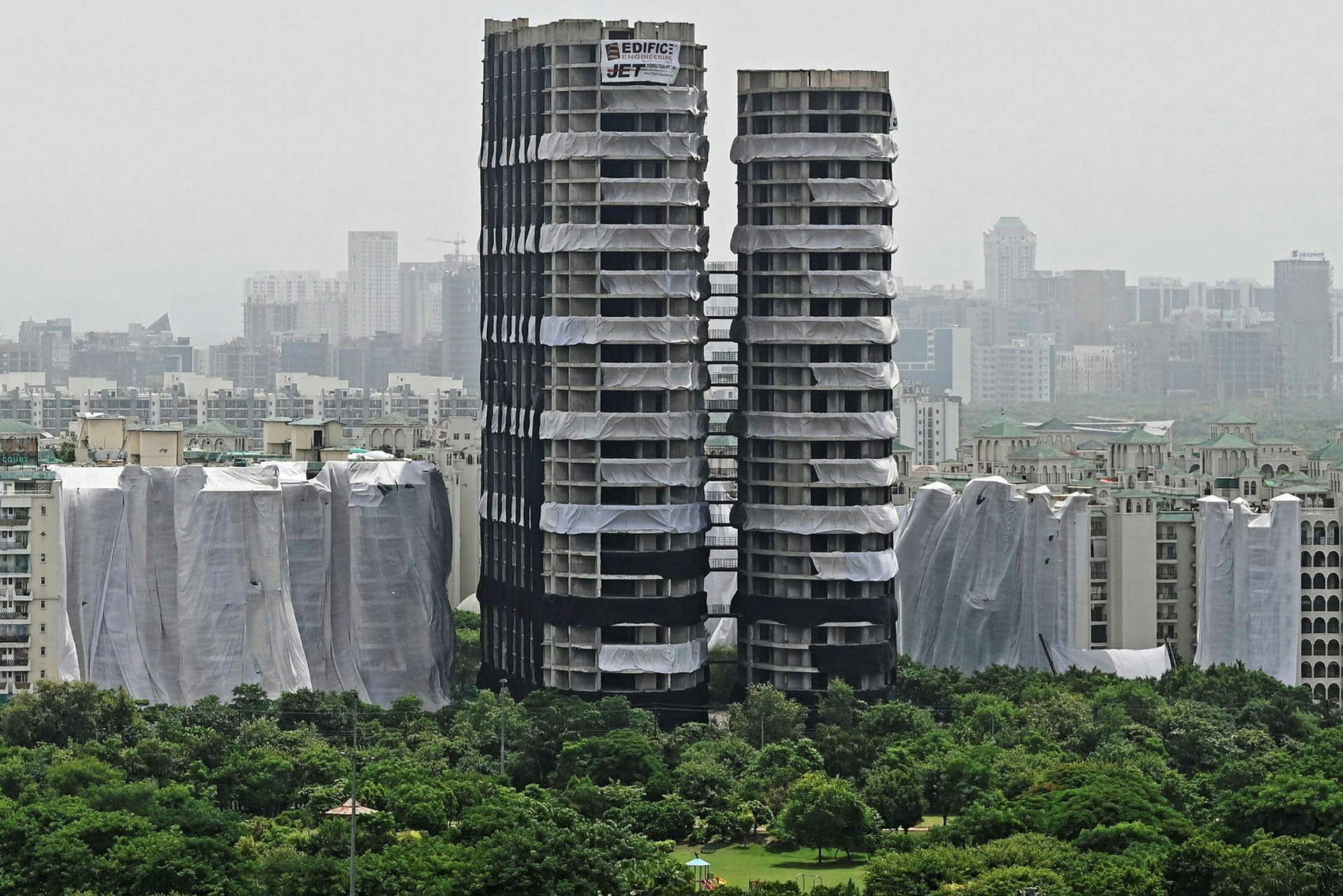 Indiska höghus i Delhi var fuskbygge – sprängdes - DN.se