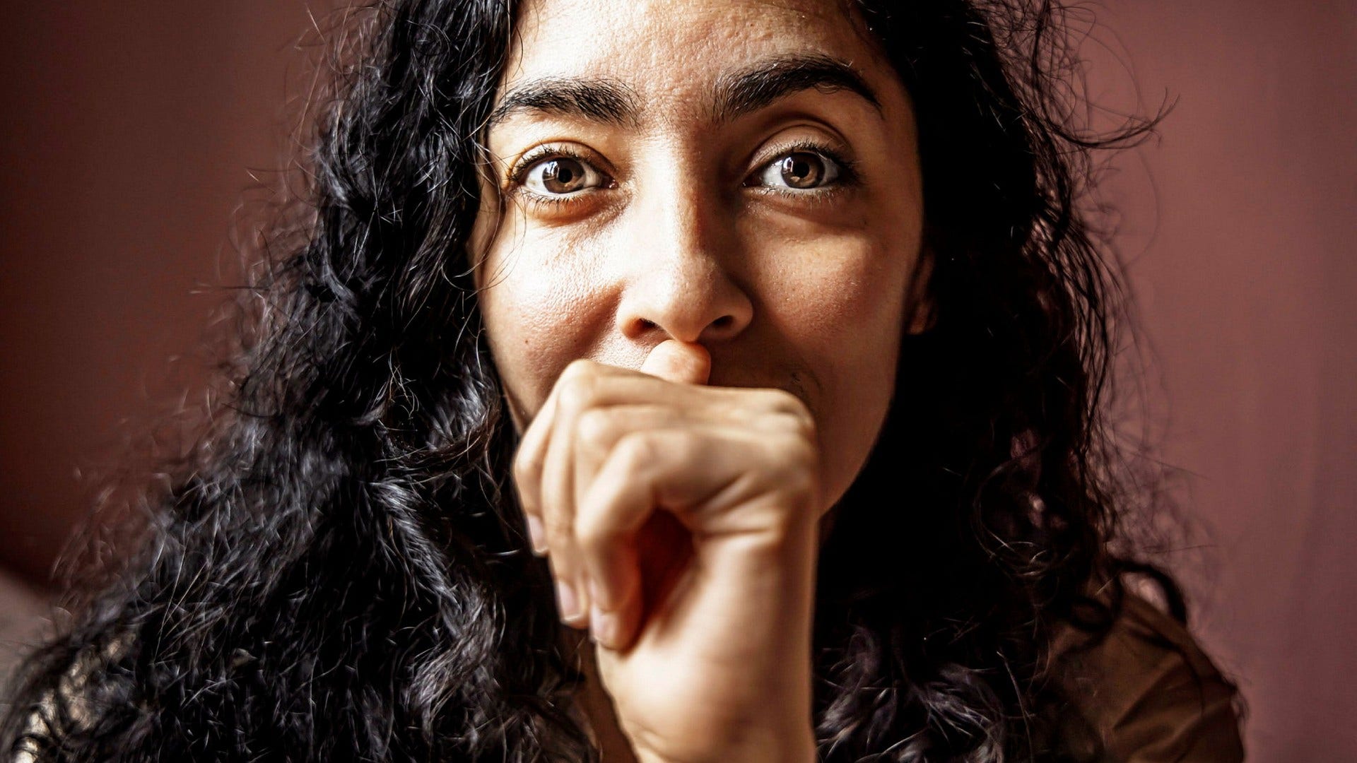 Författaren Negar Naseh: Motståndet i Iran ger ett glädjerus - DN.se