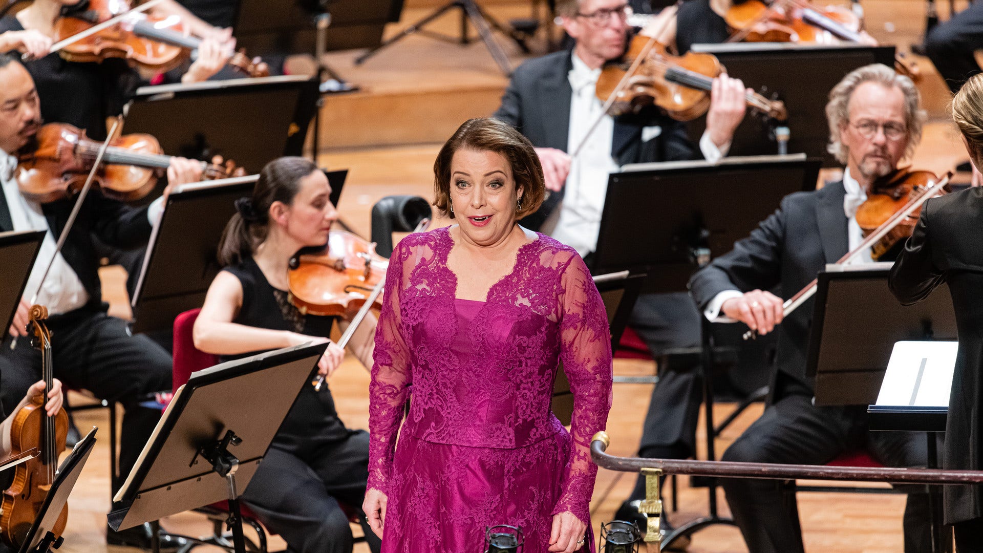 Nina Stemmes magiska röst får åhörarens kropp att smälta - DN.se