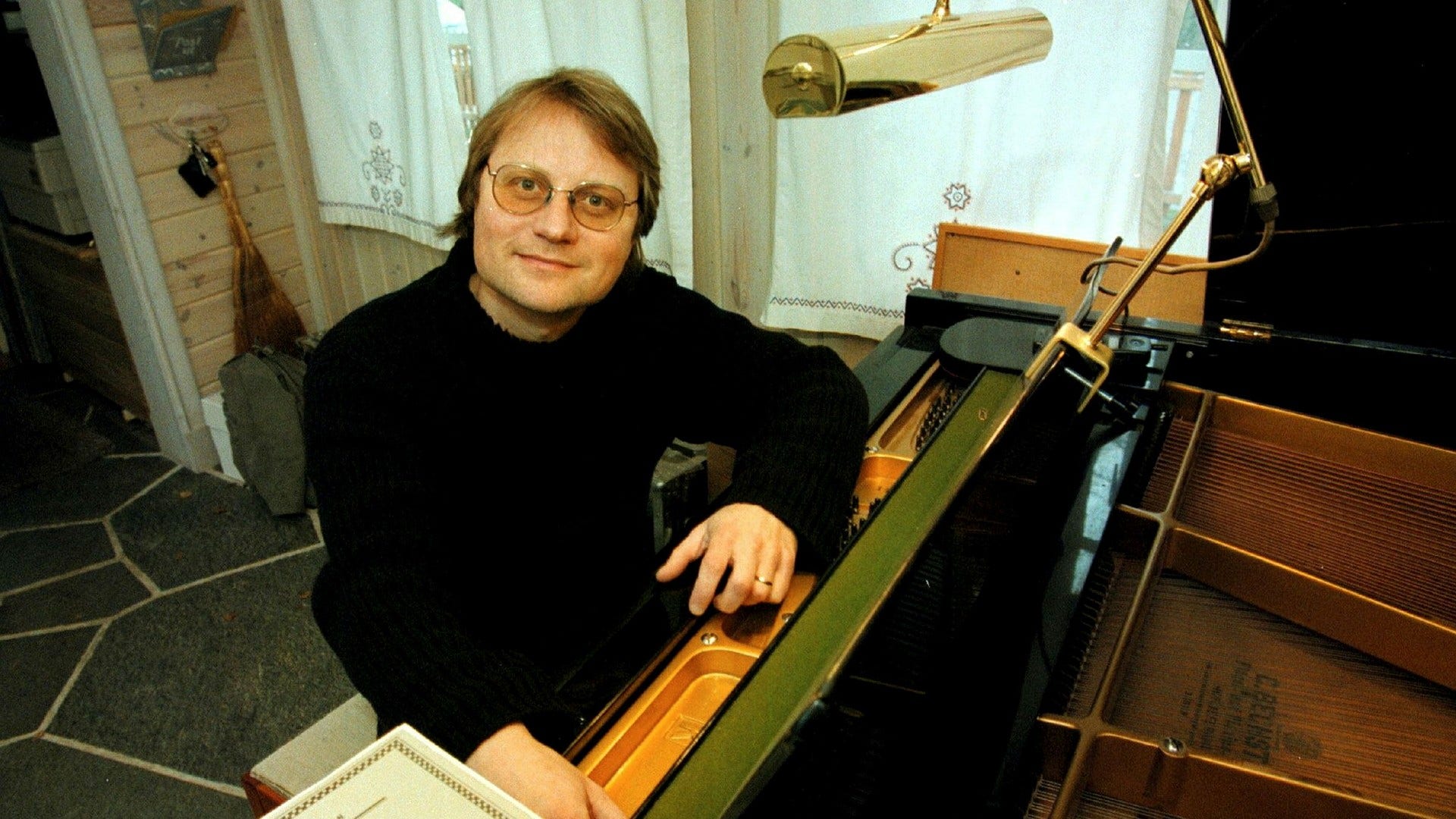 Martin Nyström: ”I Stefan Nilssons rymder är det tystare” - DN.se