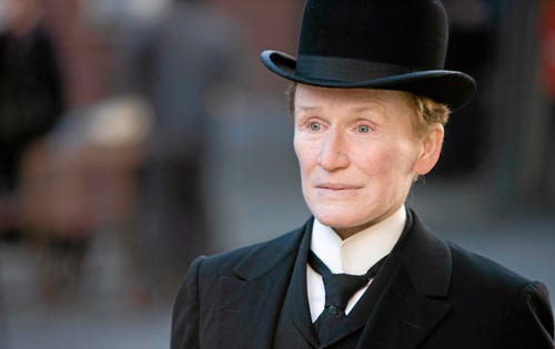 Glenn Close säger hej då till butlern - DN.se