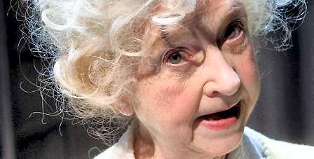 Meta Velander mördar gamla gubbar - DN.SE