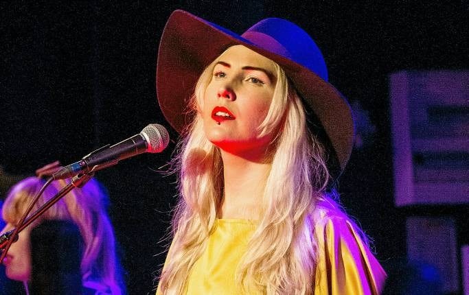 Elin Ruth rör sig smidigt mellan olika stilar - DN.SE