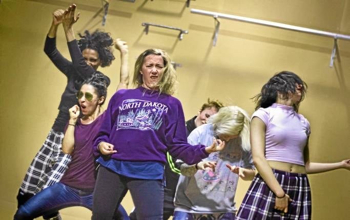 Den retweetande teatern - DN.SE