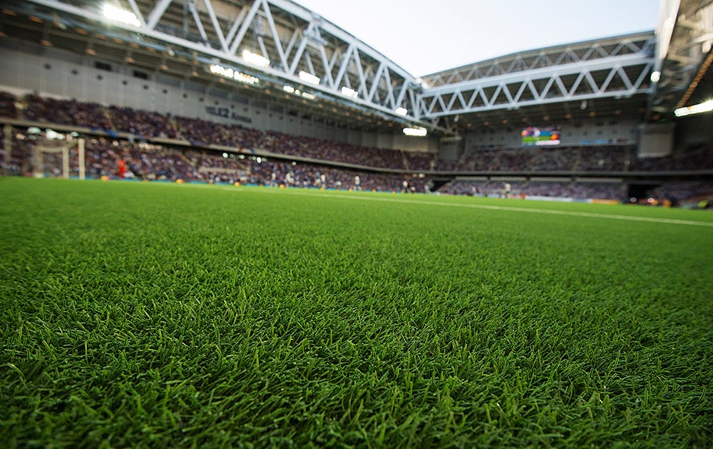 Pelle Blohm: Denna besatthet av plastgräs - DN.SE