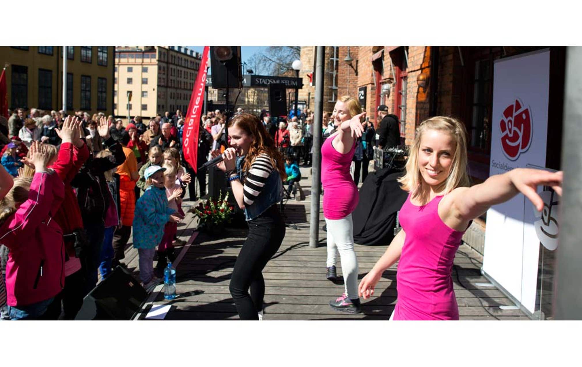 Amy Diamond ersatte tåg i Norrköping - DN.SE