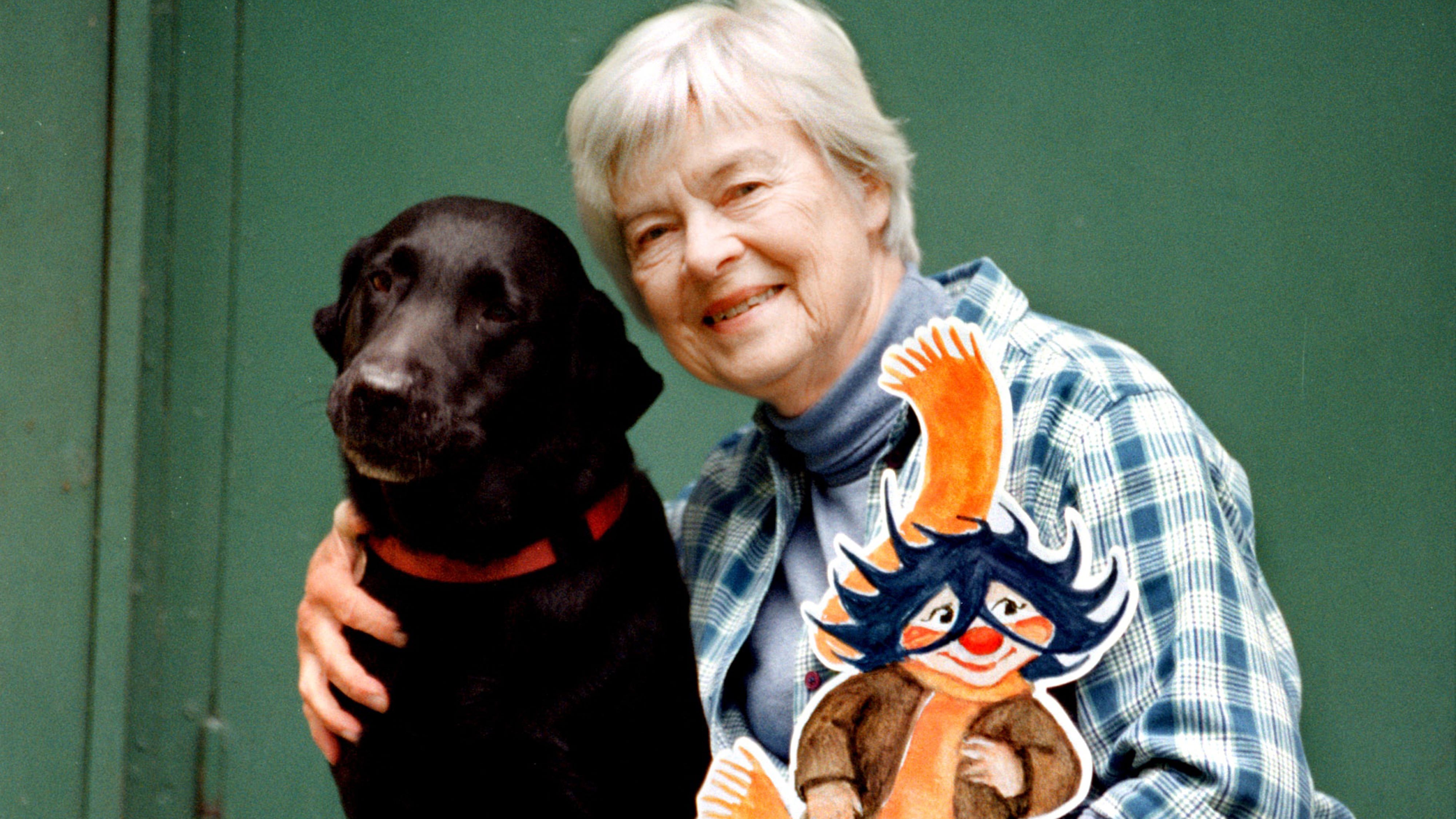 Konstnären och författaren Inga Borg har avlidit, 92 år gammal. Hon är ...