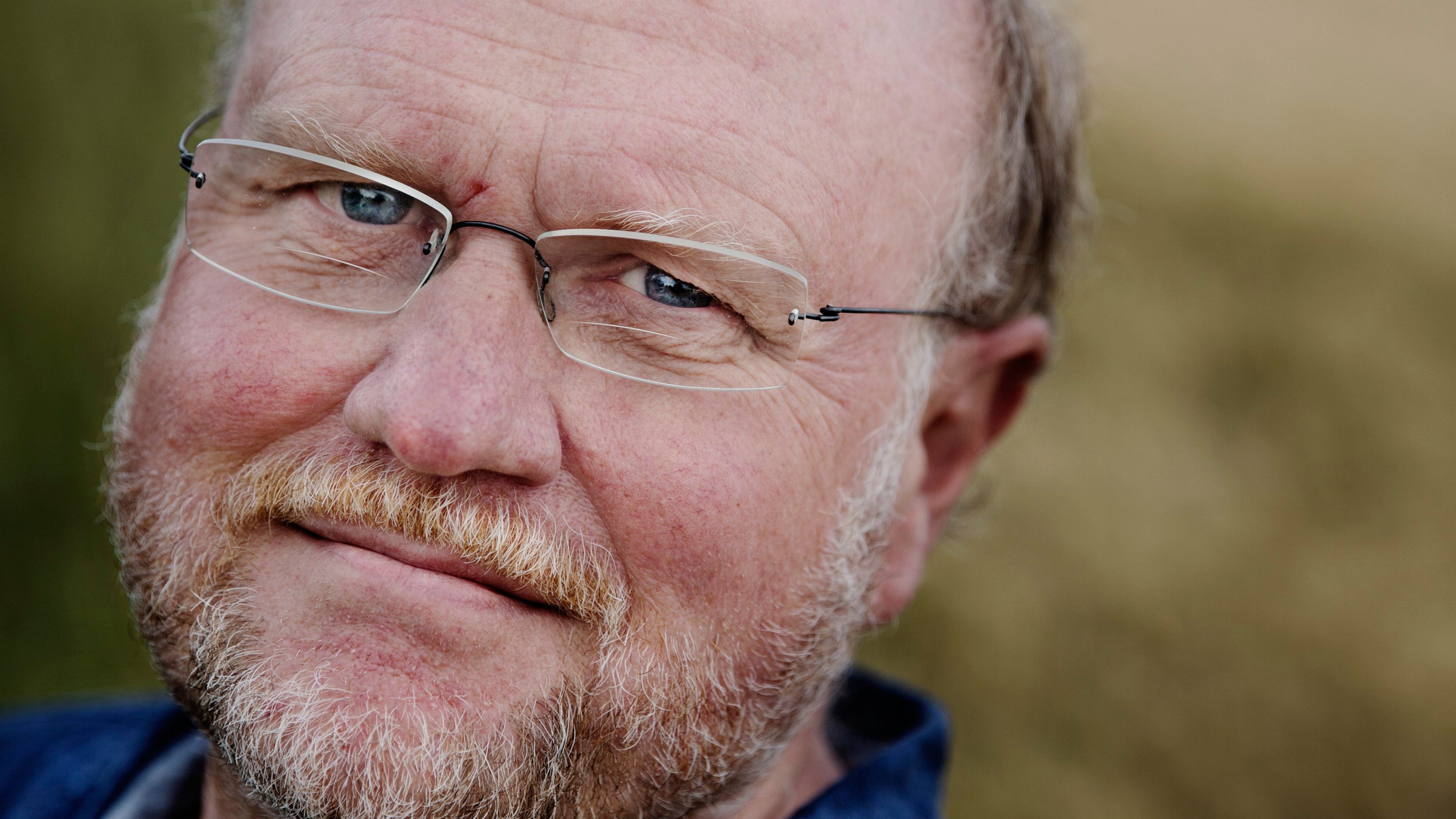 Ola Larsmo tillsammans med skådespelarna Lars Humble och Rolf Lassgård ...