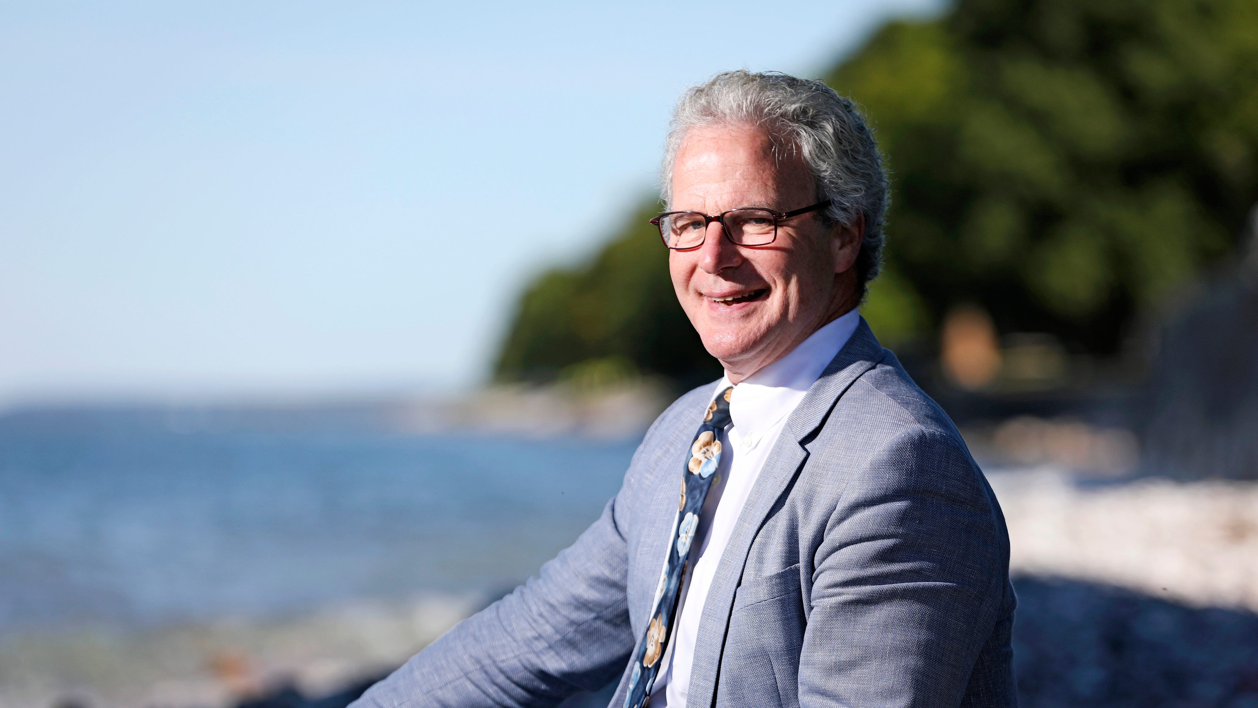 Michael Burda: Sänkt lön kan ge jobb åt nyanlända - DN.se