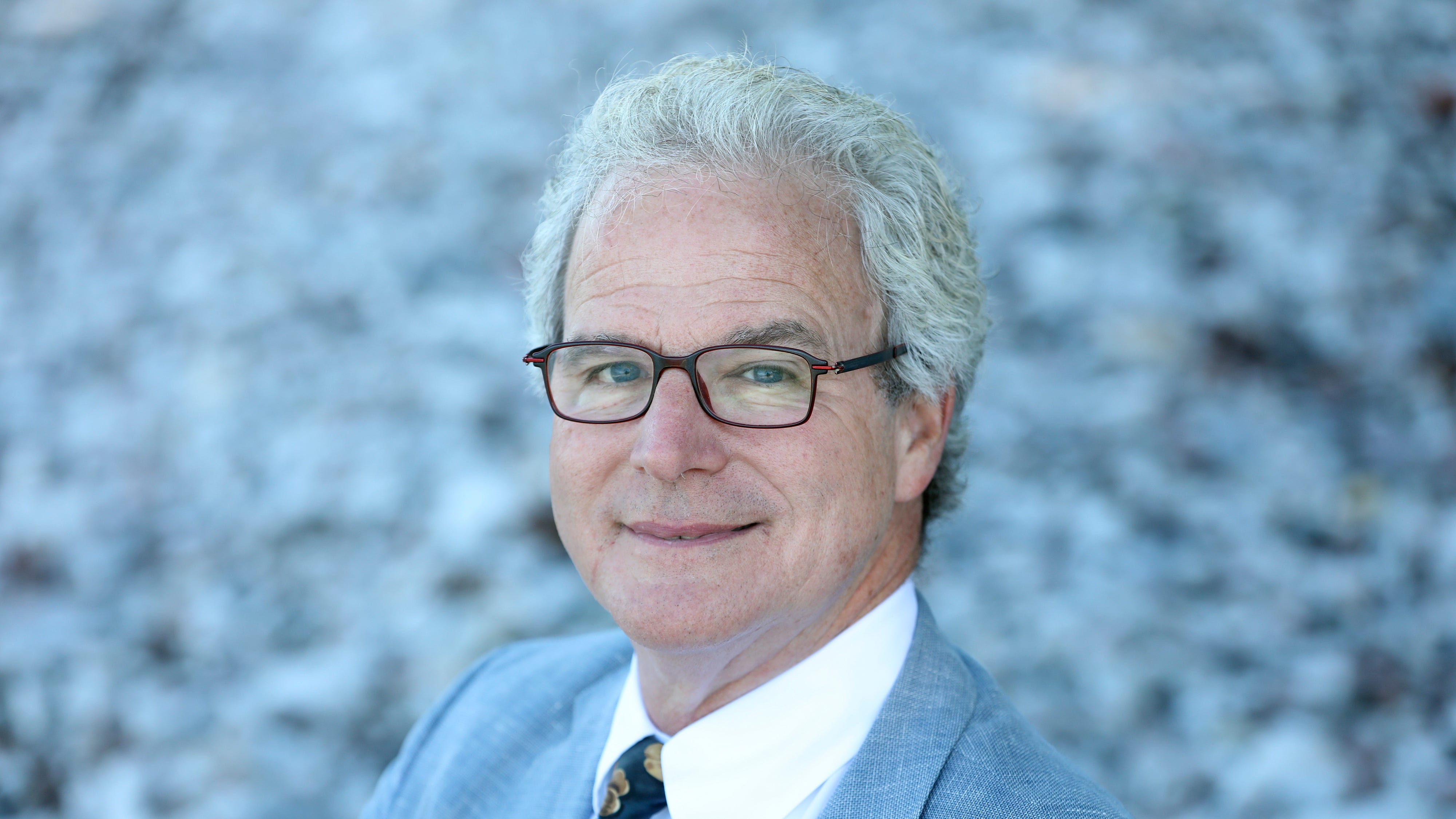 Michael Burda: Sänkt lön kan ge jobb åt nyanlända - DN.se