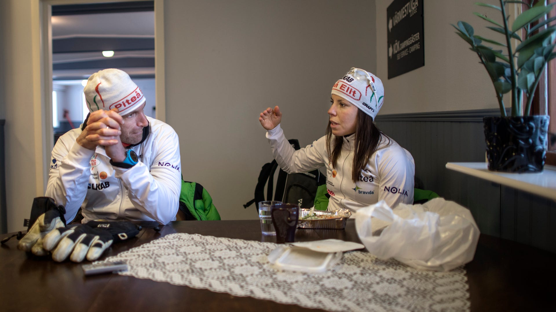 I analysrummet med Charlotte Kalla och tränare Magnus Ingesson - DN.se