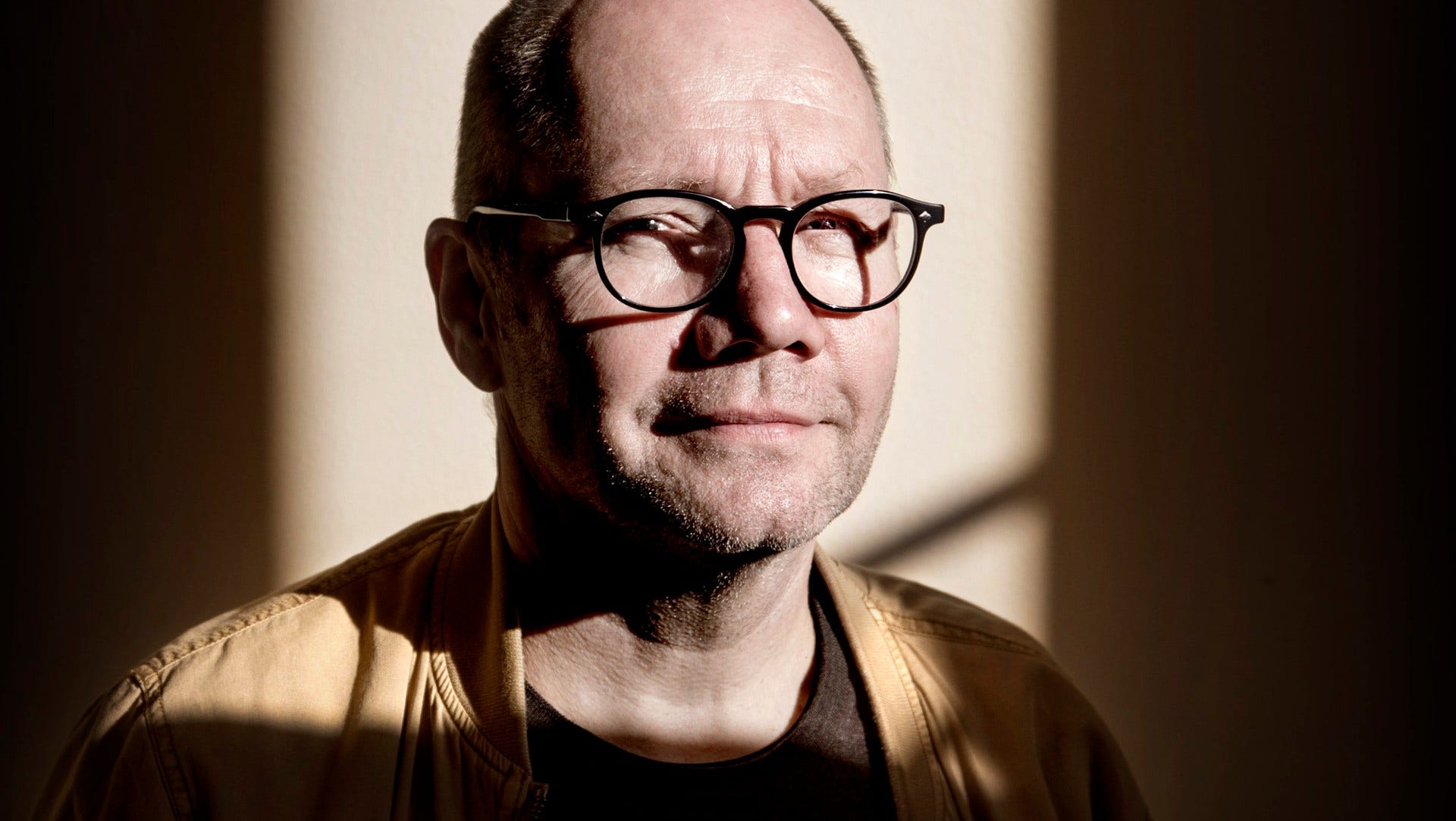 Peter Englund berättar hur han skrev ”Striden skönhet och sorg” - DN.se