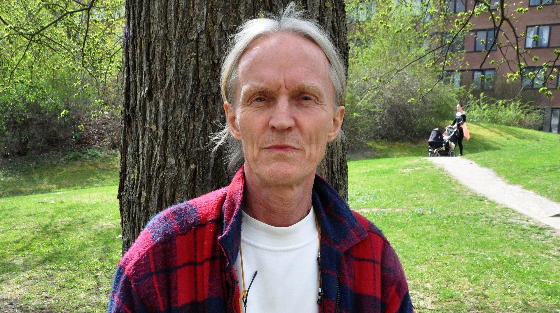 John Holm och Ragnarök akustiskt på festival i Älmeboda - DN.se