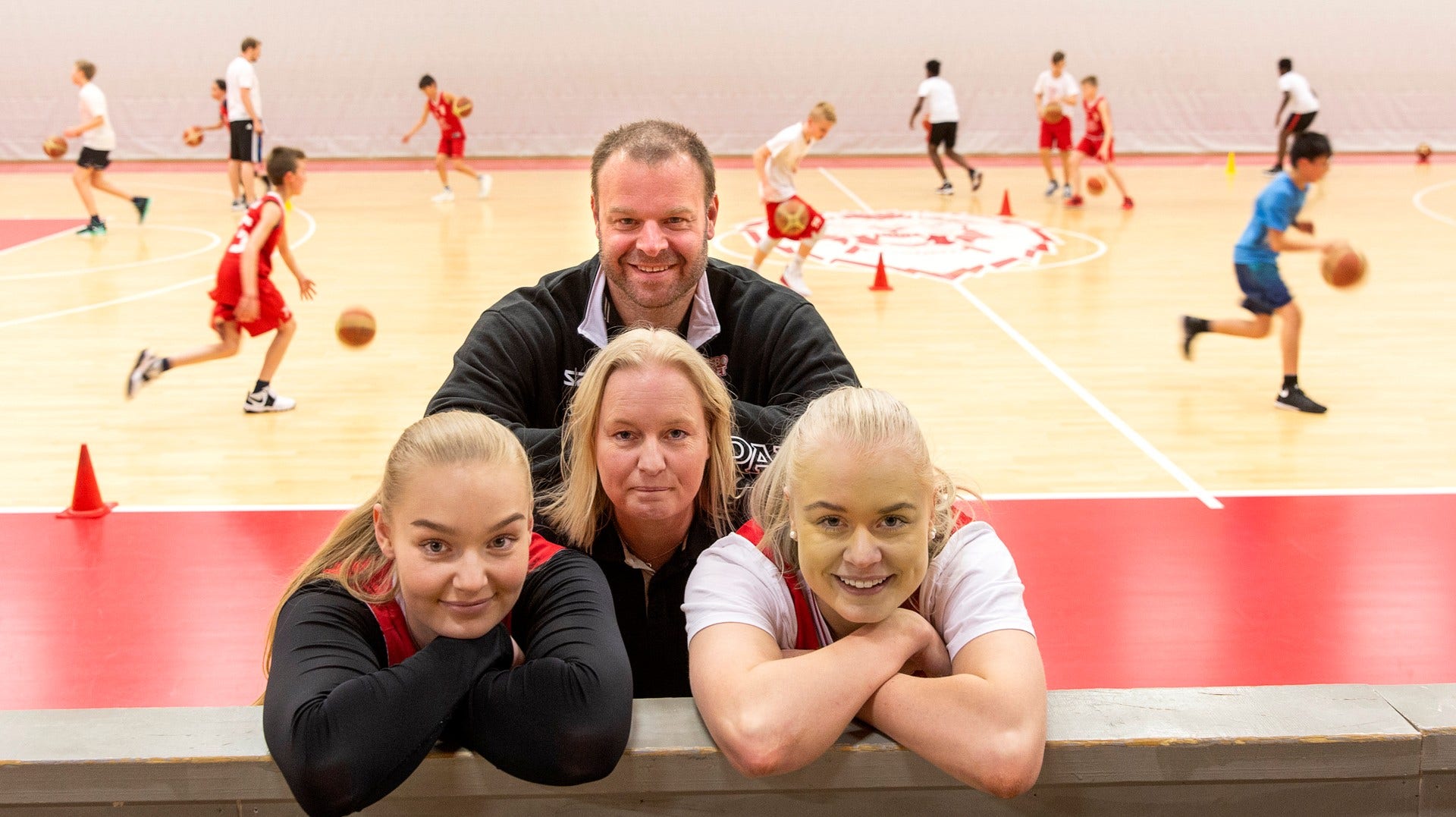 Familjen Fredrikson bakom Högsbo Baskets framgångar i Göteborg - DN.se