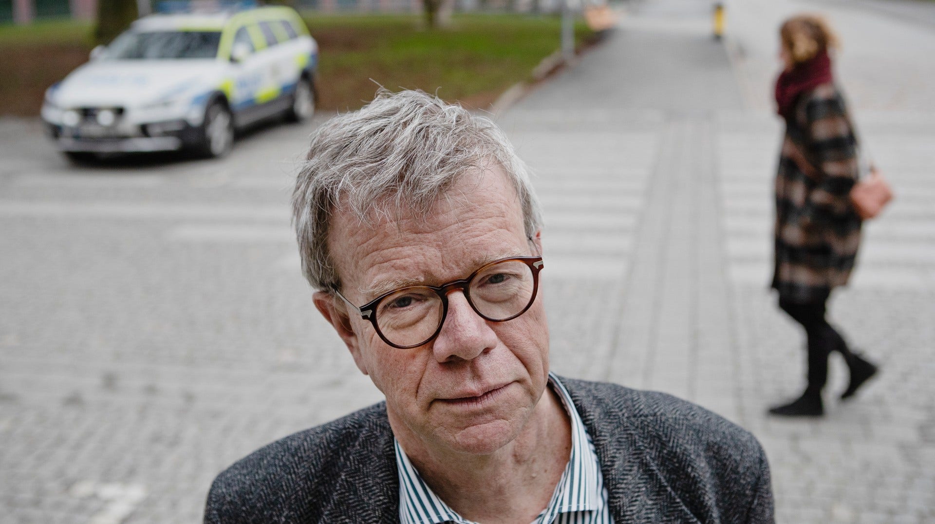 Åklagare Thomas Ahlstrand råder anhöriga ange IS-svenskarna för ...
