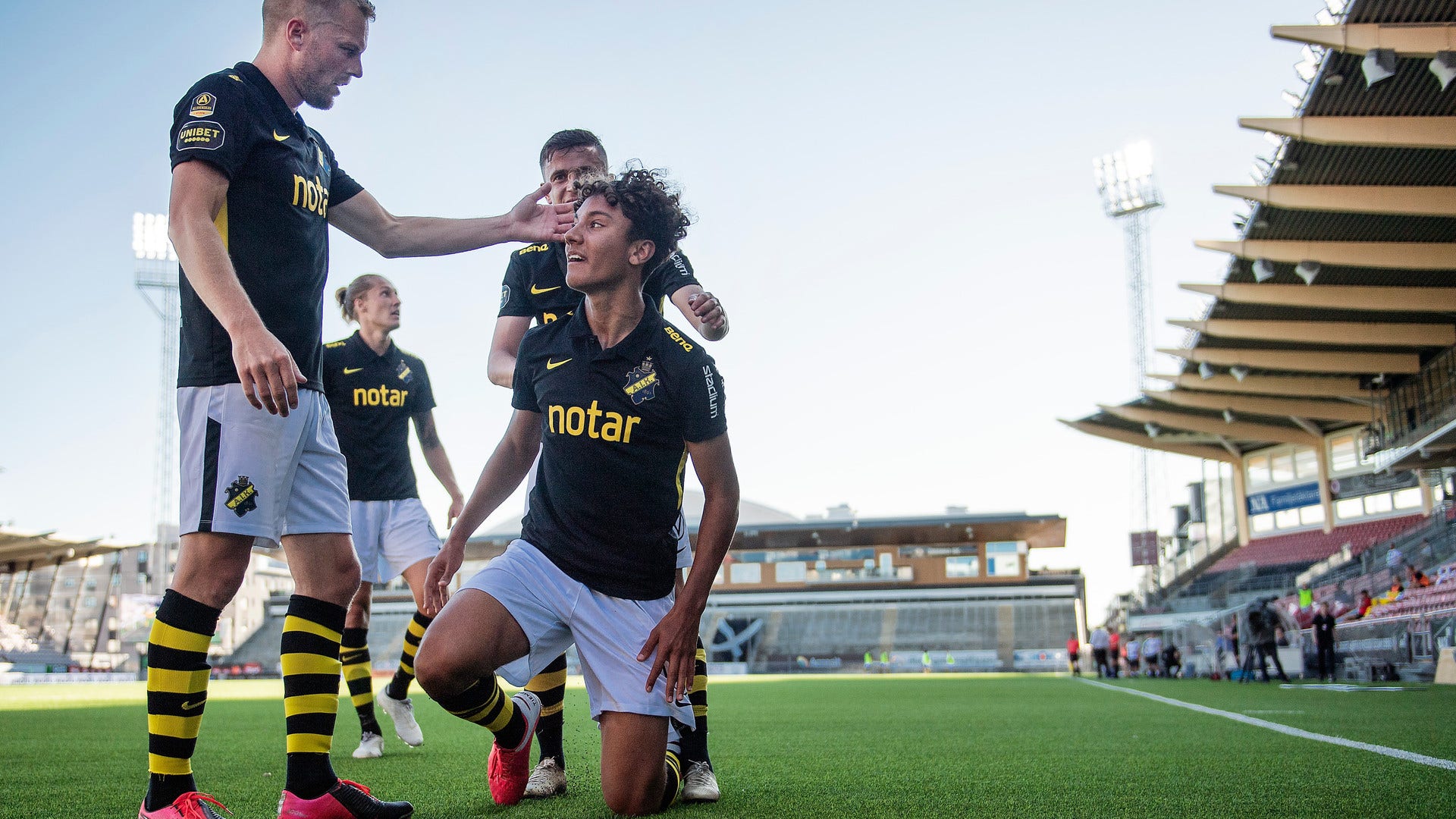 Succédebutanten Robin Tiho kan starta igen för AIK - DN.se