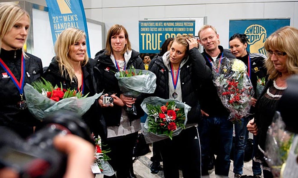EM-hjältarna hyllades på Landvetter - DN.SE