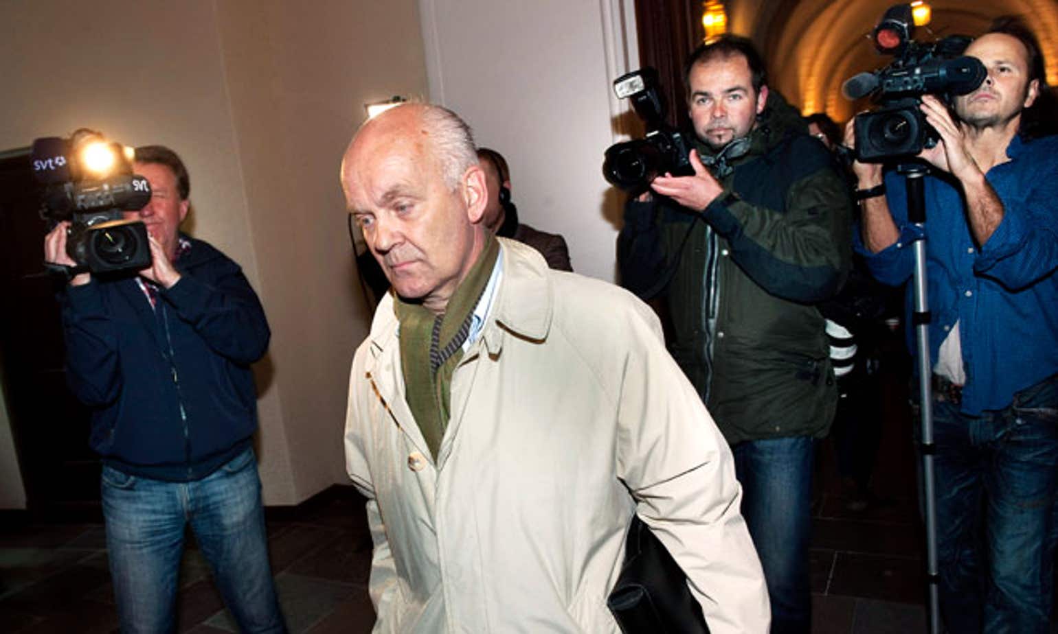 Röda Kors-chef åter inför rätta - DN.se