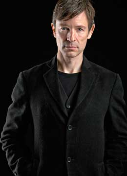 Tom Levin: ”Tooth and claw” - DN.SE