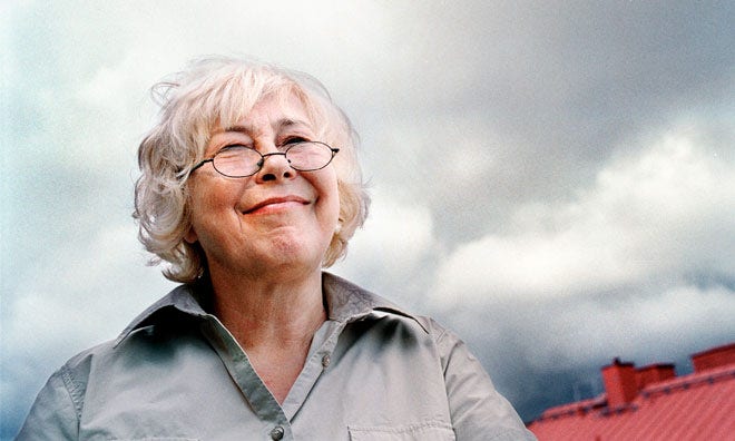 Författaren och formgivaren Helena Henschen död - DN.se