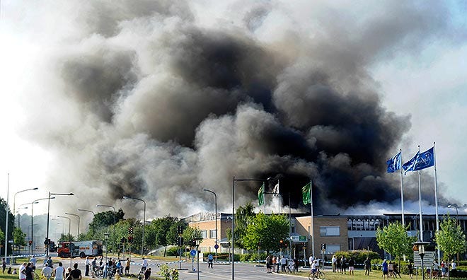 Brand i industrilokal i Spånga - DN.se