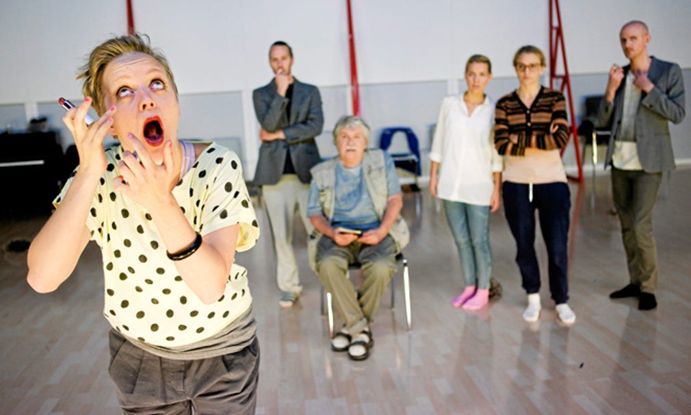 ”Lagom nära döden” på Uppsala stadsteater - DN.se