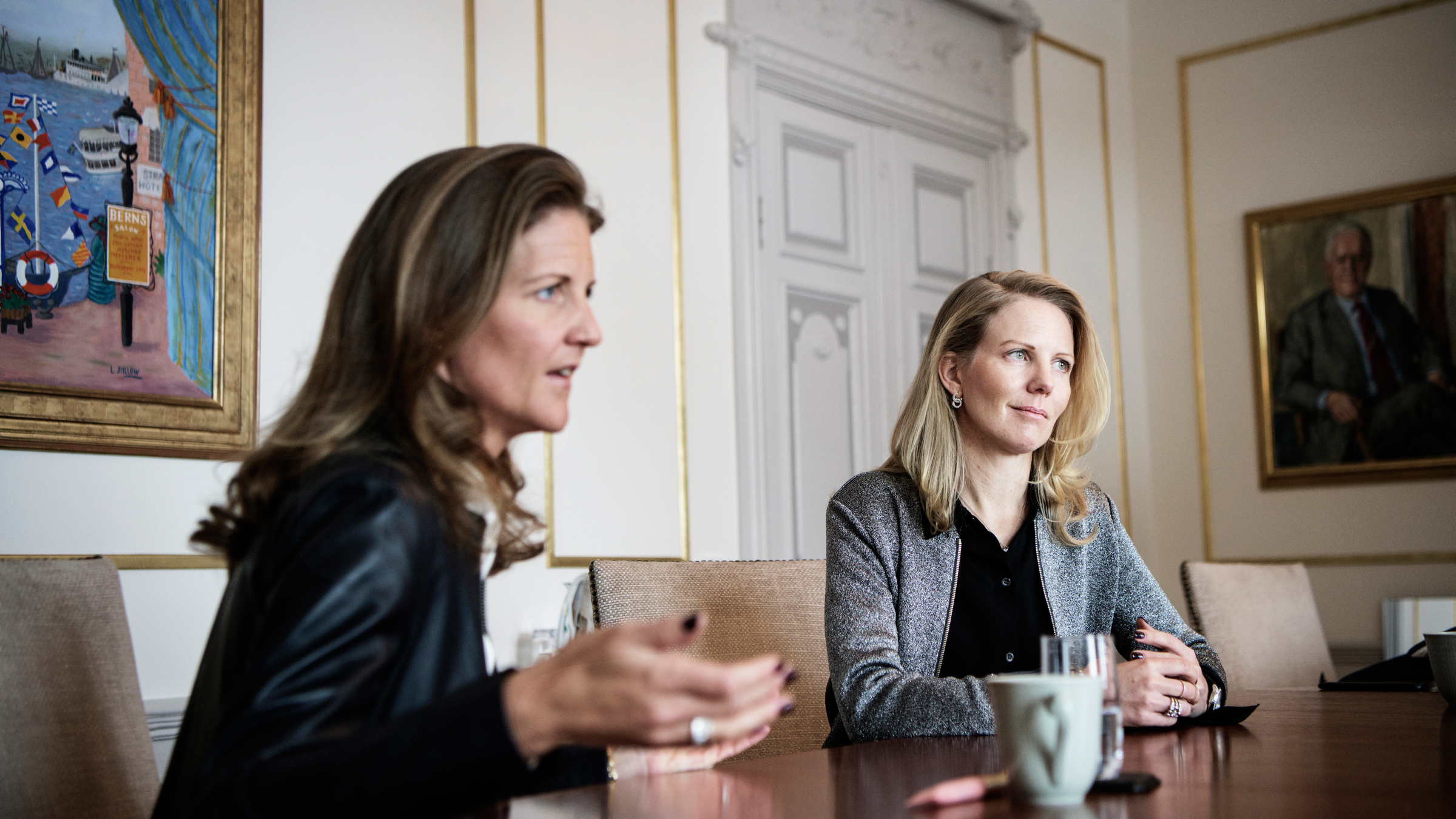 Di Weekend-intervju med Louise Lindh och Katarina Martinson.