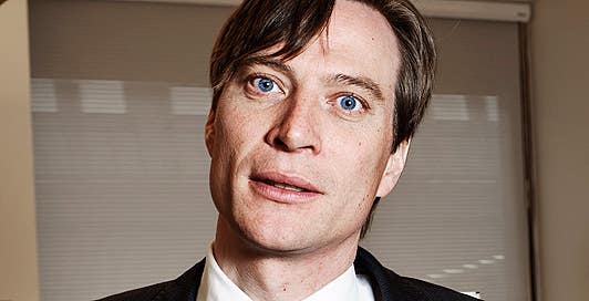 Kampen hårdnar om rika svenskars pengar