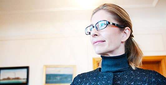 Mia Brunell Livfors avgår